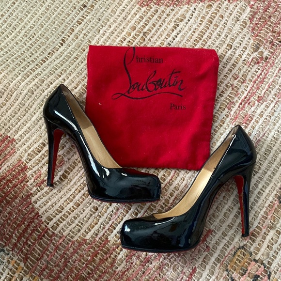 Christian Louboutin | Shoes | Classic Black Patent Loubs | Poshmark